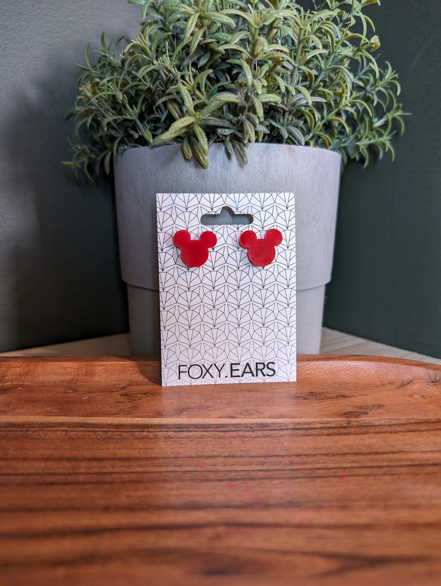 Mickey Love – Foxy Ears